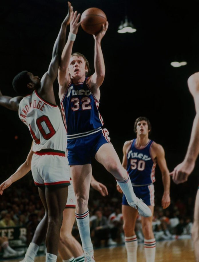 Basketball Player Billy Cunningham's Net Worth, Wife, and Bio